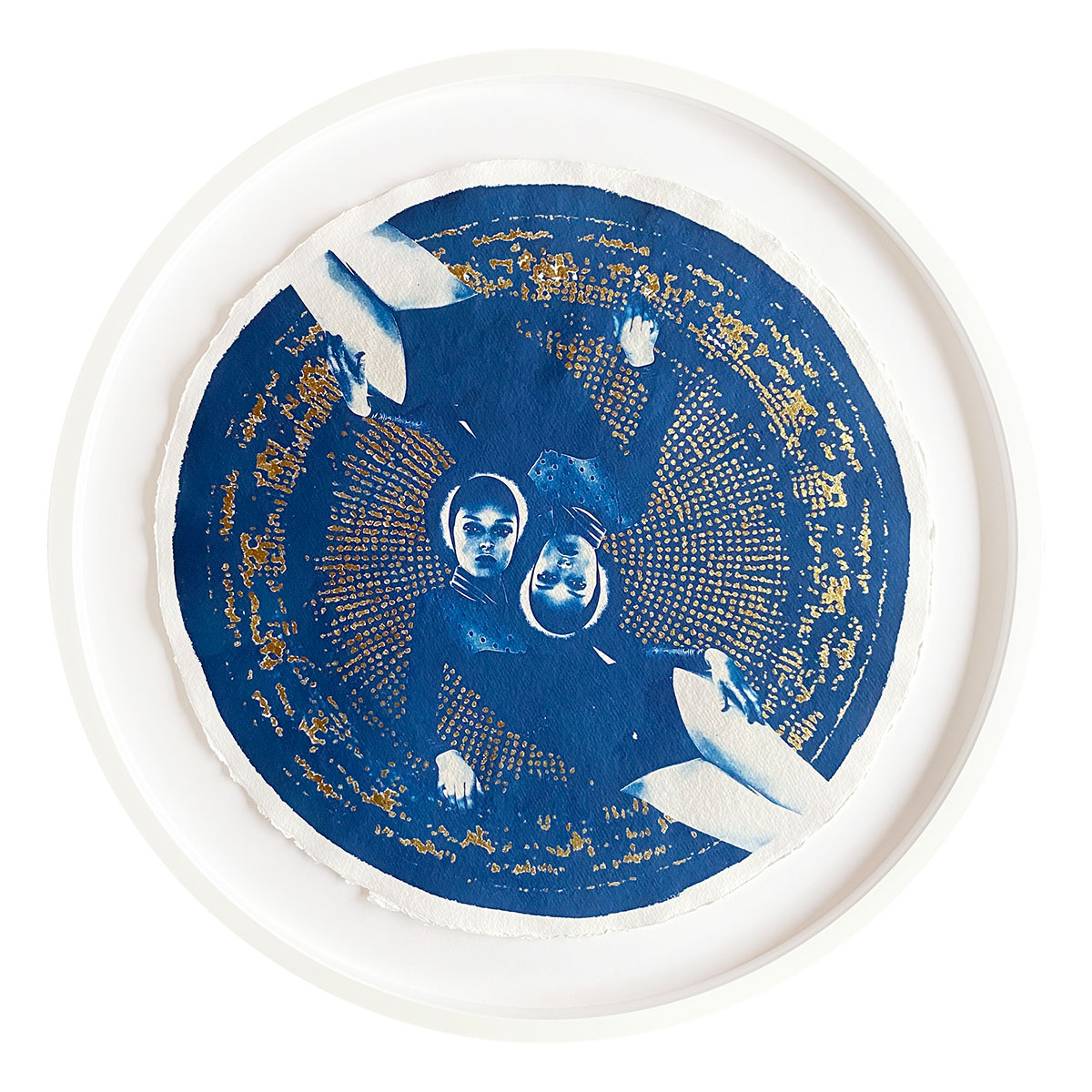 Les Nouveaux Riches Magazine – Solo Exhibition. Chloe McCarrick