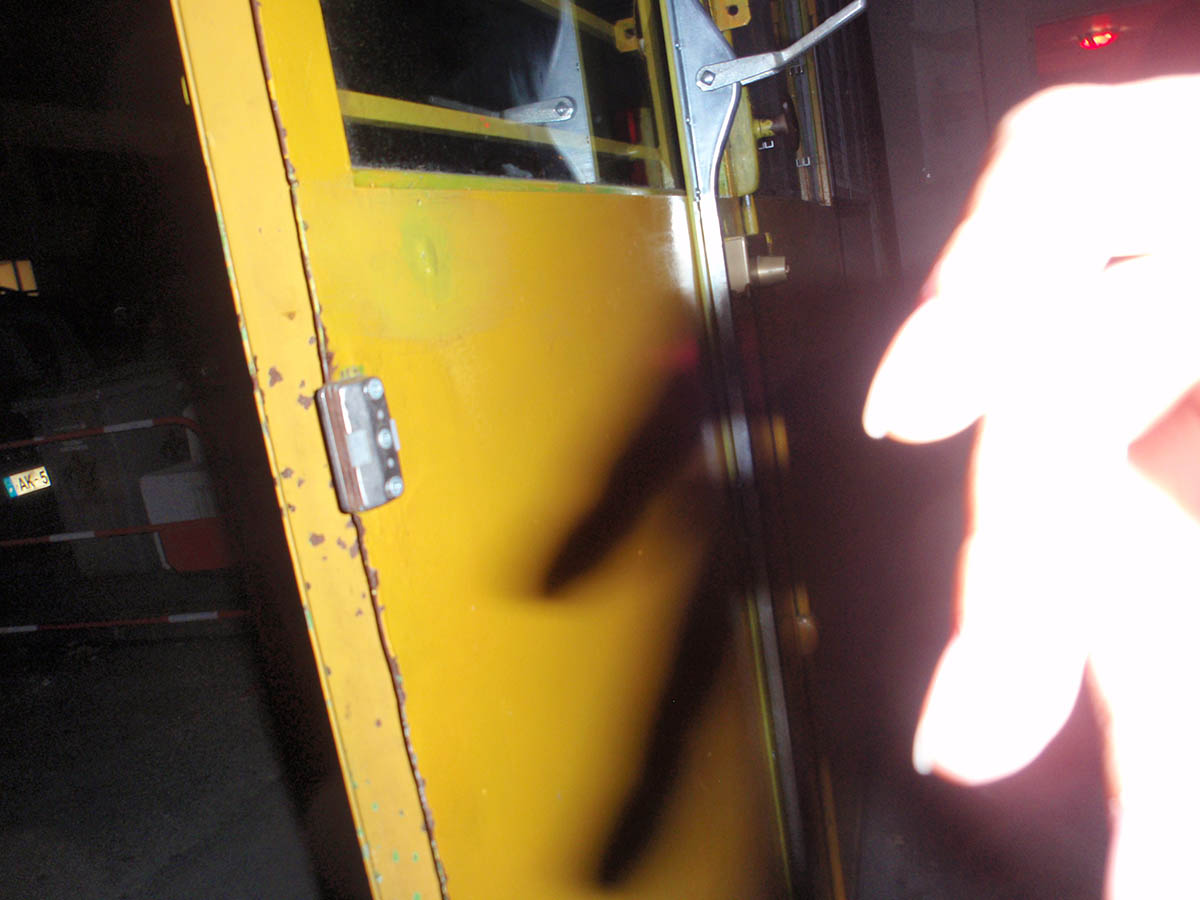 Les Nouveaux Riches Magazin – Junri Kamiwaki. Poem "Mi amore"